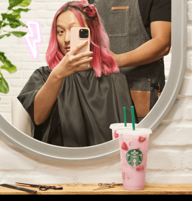 Instagram Collab Posts: How to Create Them in Your Social Plan